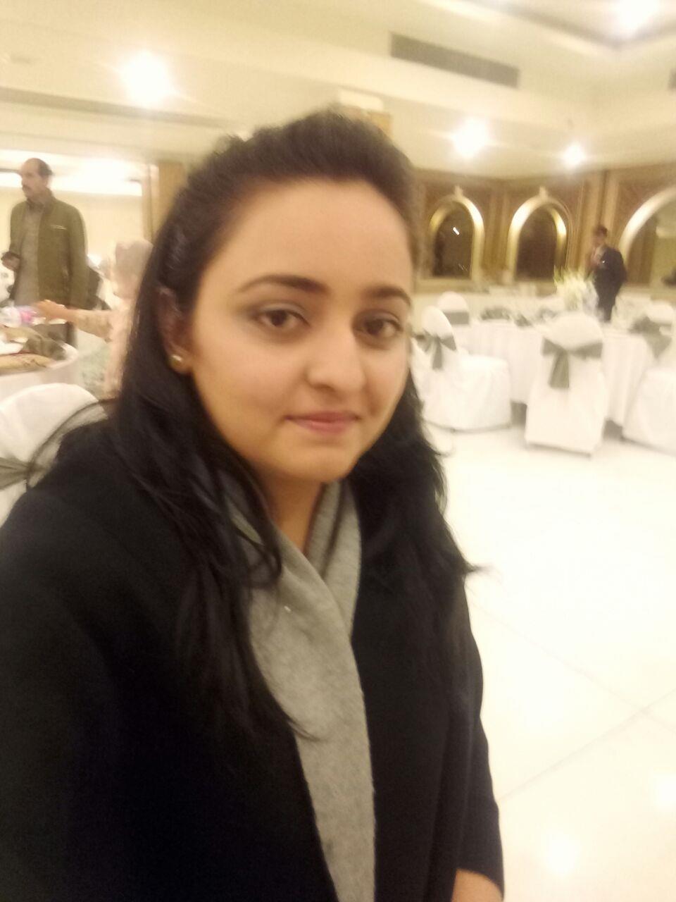 Ayesha J. Javaid - Profesora online de Biología - Classgap