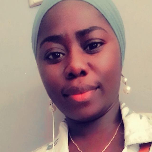 Aida FALL - Online Maths tutor - Classgap