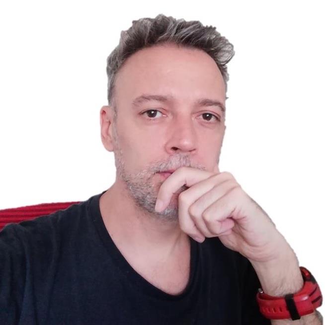 Pedro J. Martínez Martínez - Computer Software Online tutor - Classgap