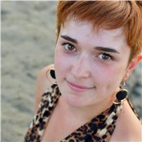 Profesora francés, 4 años de experiencia, alumn@s cualquier edad ...