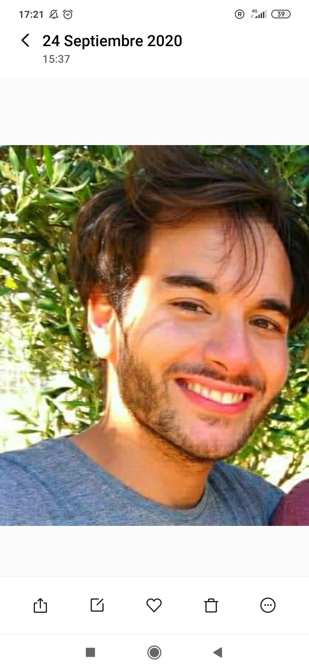 Adrián Calderón - Profesor online de Español - Classgap