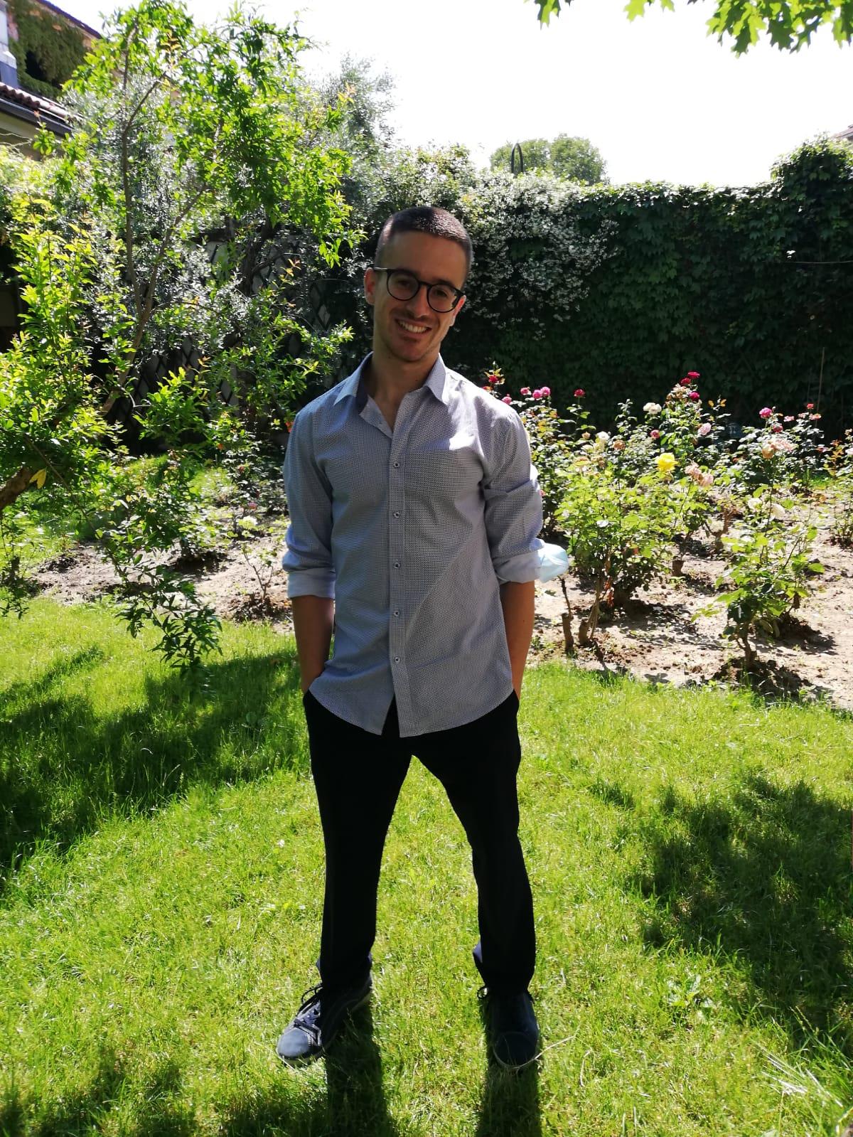 Luca Ferrero - Physics, Maths Online tutor - Classgap