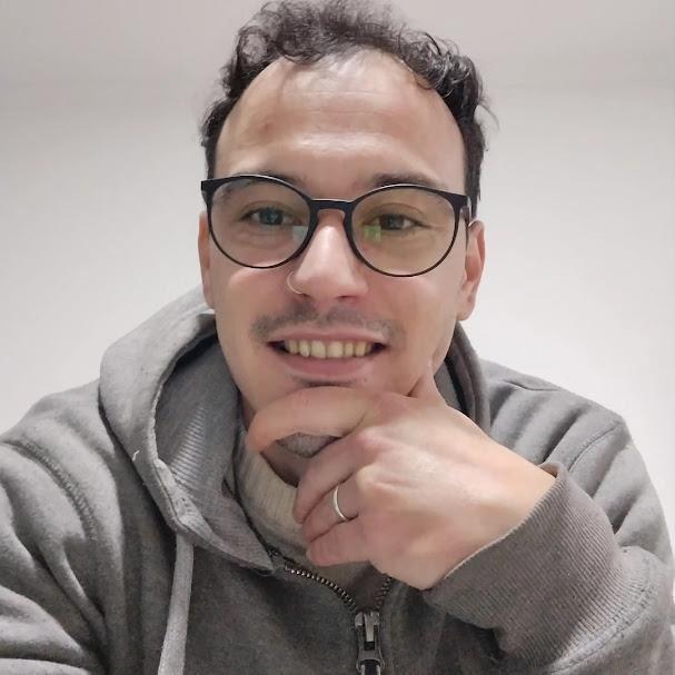 Eugenio R. Yennerich - Profesor online de Filosofía - Classgap