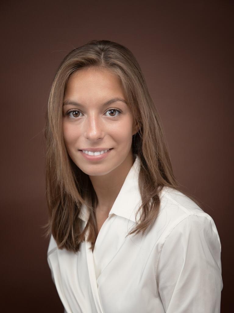 Profesora de francés con experiencia - Caroline Jimenez Viñolo